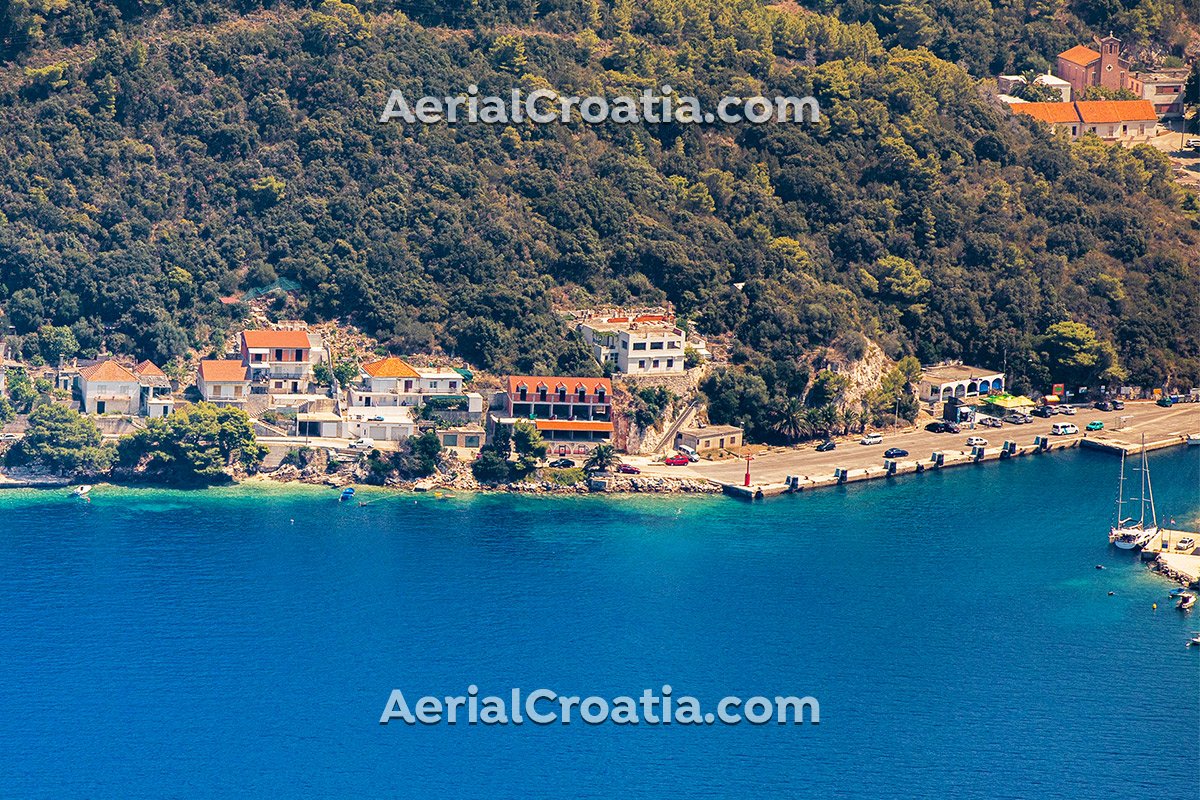 Ubli • Aerial Croatia