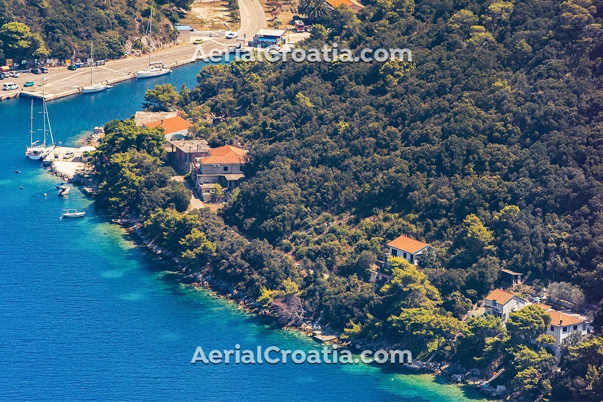 Ubli • Aerial Croatia
