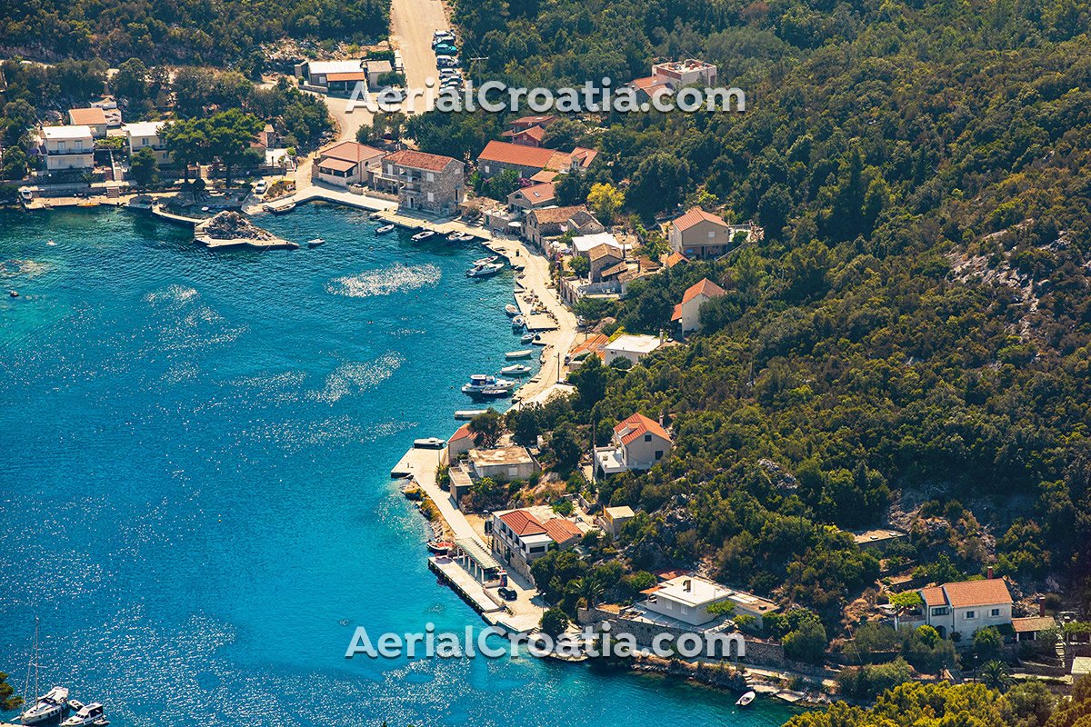 Okuklje • Aerial Croatia