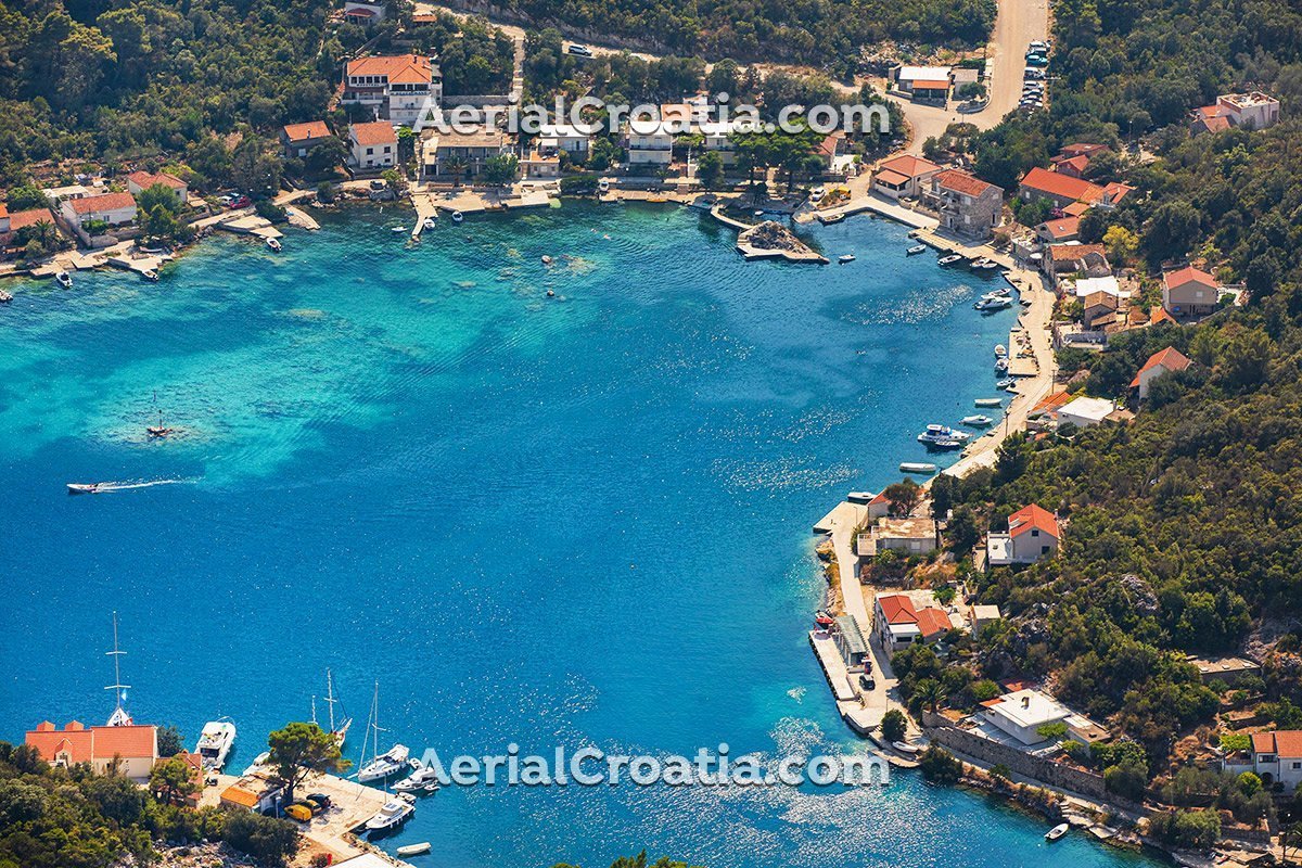 Okuklje • Aerial Croatia