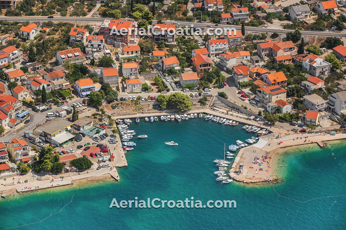 Brodarica • Letecké fotky Chorvatska