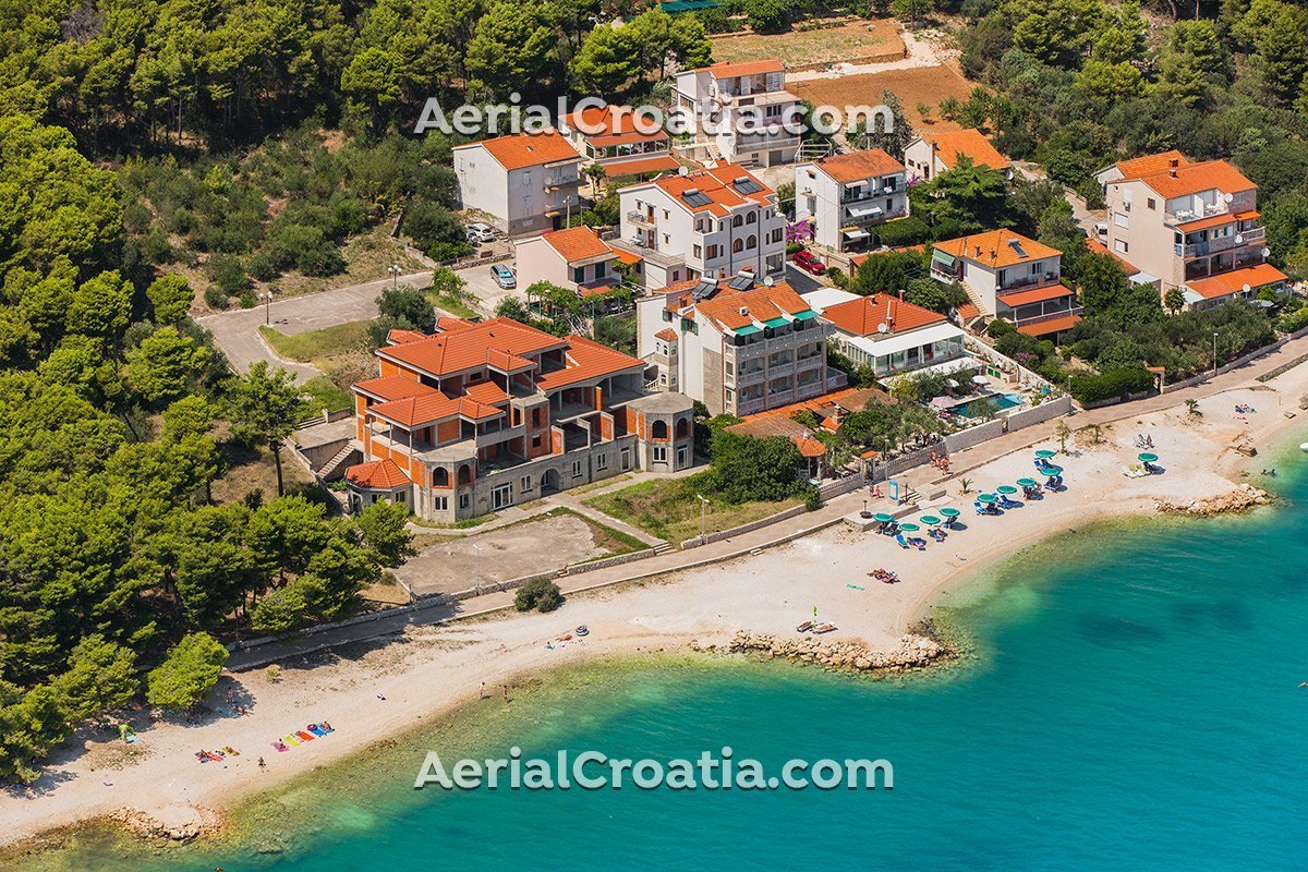 Seget Donji • Letecké fotky Chorvatska