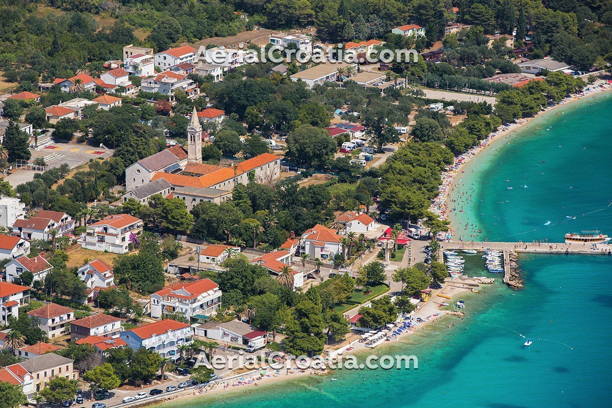 Zaostrog • Letecké fotky Chorvatska