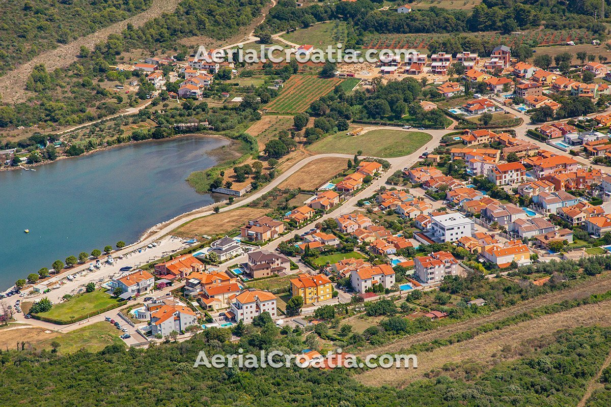 Banjole • Letecké fotky Chorvatska