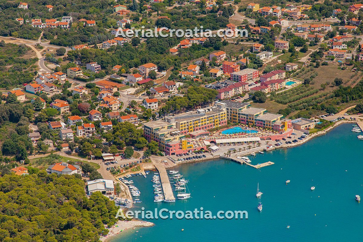 Banjole • Letecké fotky Chorvatska