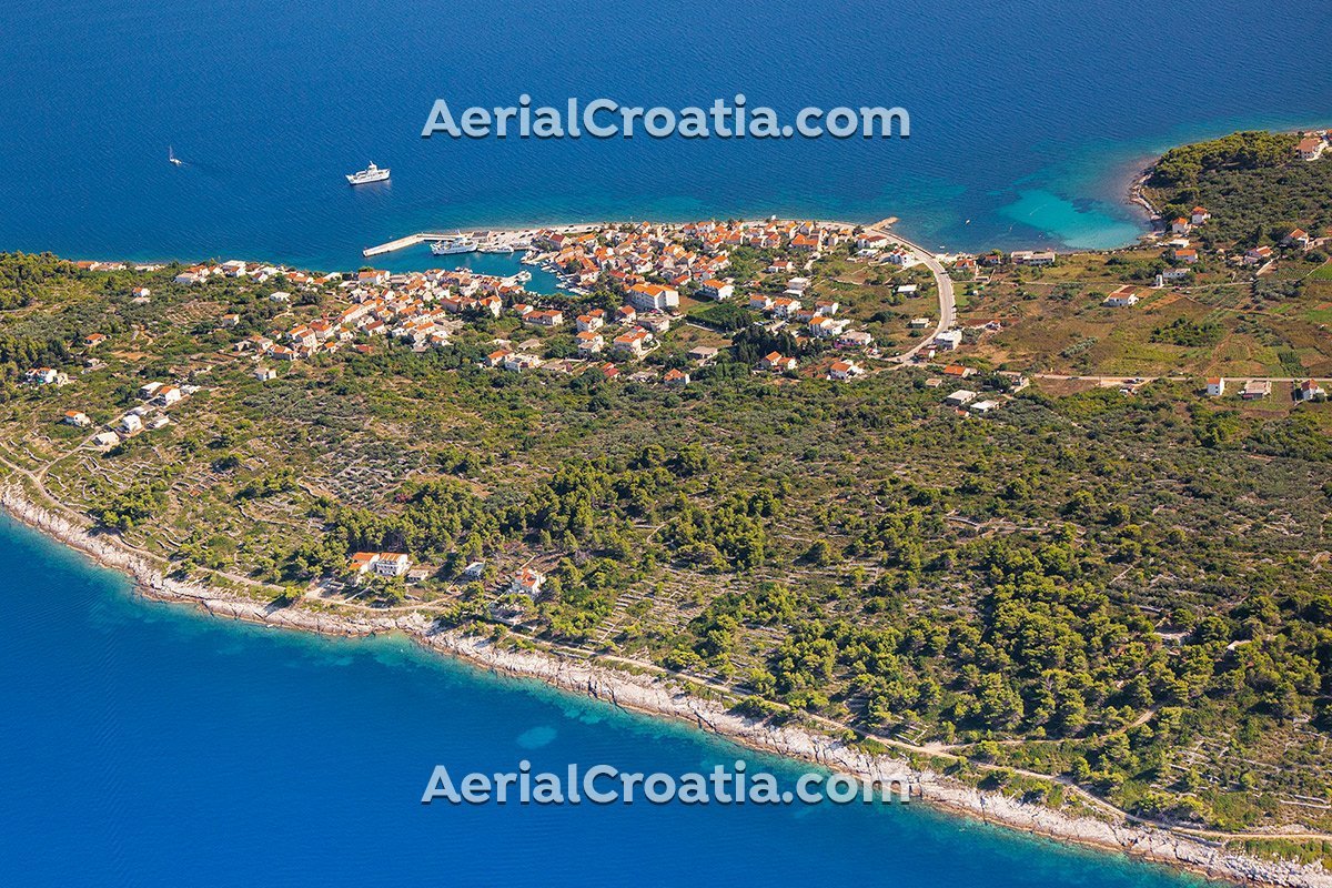 Sućuraj • Aerial Croatia